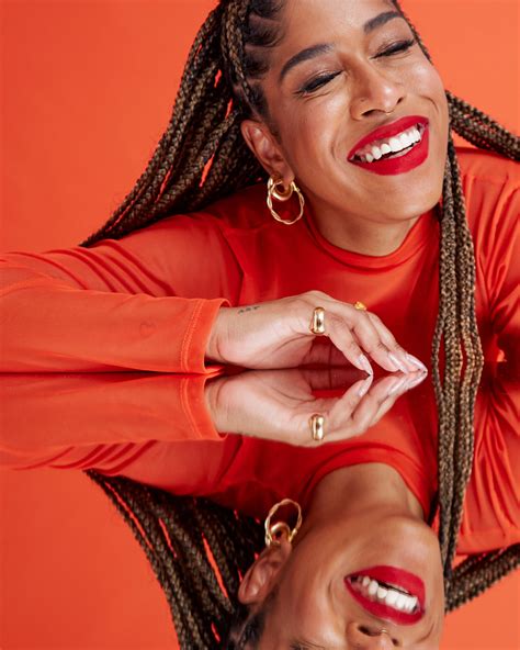 Riri Curtiu Drik Barbosa é Covergil Da Vez Com Make Assinada Pela Fenty Beauty Ás Na Manga