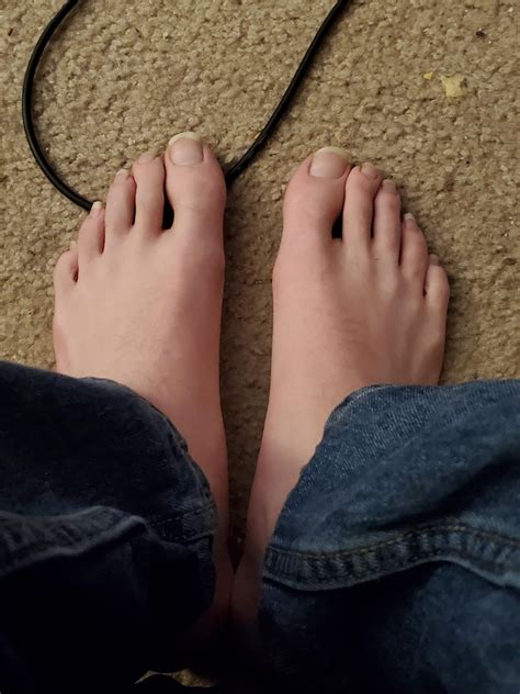 Here Is My Soft Feet By Spade Owo On Deviantart