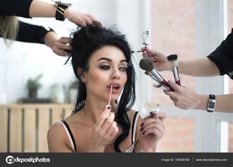 Makeup Artist Portrait Saubhaya Makeup