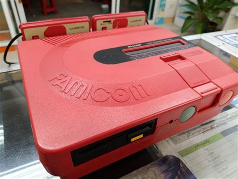 Twin Famicom สีแดง สภาพสวย ใช้งานดี ปุ่มปกติ Shopee Thailand