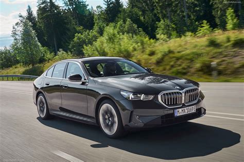 2024 Bmw 530e Phev G60 Stunning Hd Photos Videos Specs Features