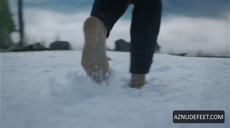 Sara Tomko Feet Aznudefeet Sara Tomko Feet Aznudefeet