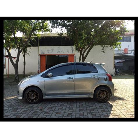 Jual Velg Racing Mobil Yaris Hsr Arrow R16 Plus Ban Forceum Shopee