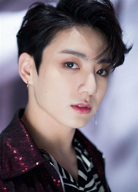 Pin by 방탄소년단 on Jungkook | Bts jungkook, Jeon jungkook, Fake love
