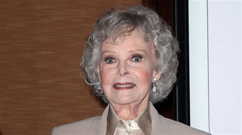 Hollywood Mourns Celebrated Lassie Star Passes Away At 100