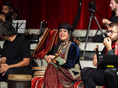 Donya Kamali ‎تجربه ای بسیار جذاب در کنار عزیزان و گروه بینظیرشان بماند به یادگار ☘️ دنیا