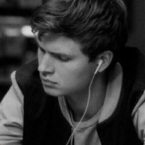 Mojtabanamjuo313 • Threads Say More