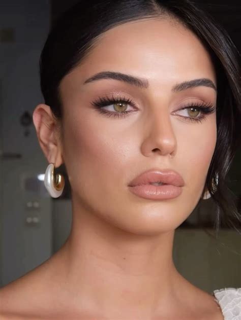 Maddie Harrisons Instagram Twitter And Facebook On Idcrawl