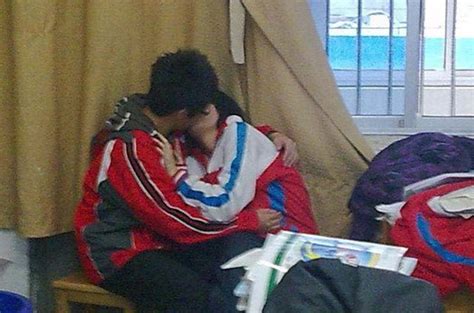 校园情侣艳照门频出 不雅行为令人担忧5803585 教育图片库 大视野 搜狐