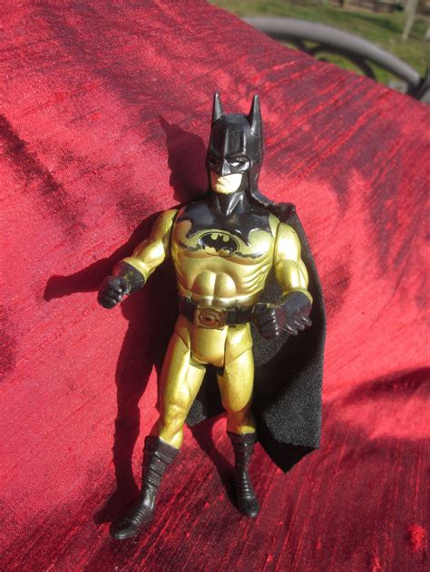 Batman Action Figure With Removable Hooded Cape Kenner 1990 Etsy