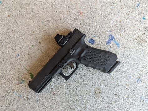 The Vortex Defender Series St Vs Ccw Comparison The Mag Life