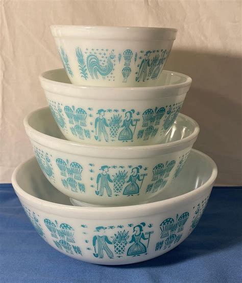 Amish Butterprint Turquoise Pattern Pyrex Mixing Nesting Bowlsaka