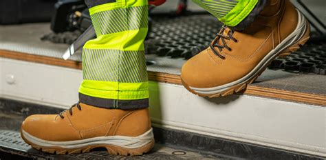 Guide To Choosing Safety Boots Total Workwear Blog