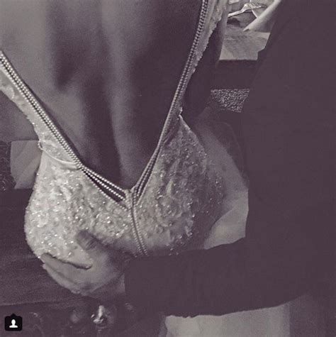 Οι σχεδόν πορνογραφικές φωτογραφίες της Kim Kardashian