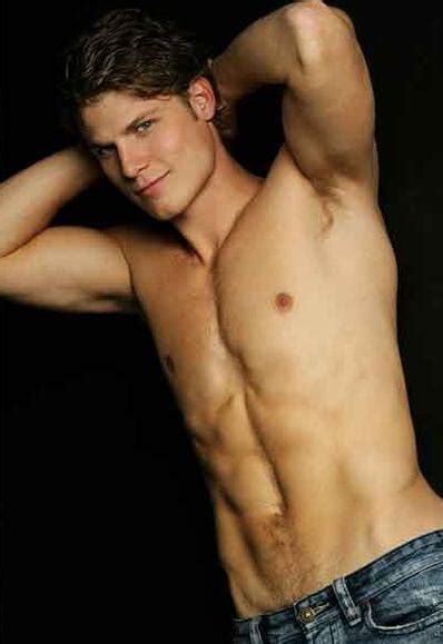 Picture Of Travis Van Winkle