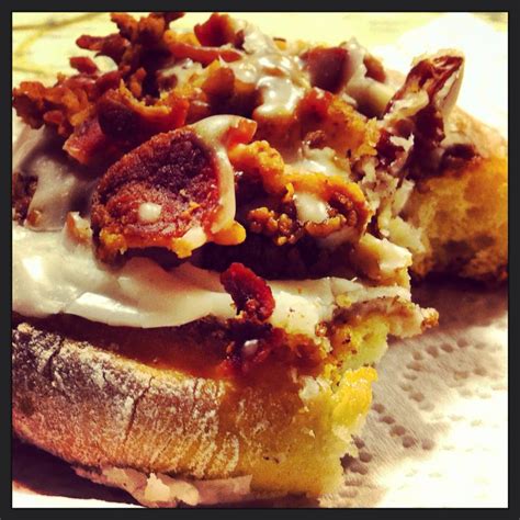 Because Everyone Needs Bacon Cinnamon Rolls In Their Life Imgur