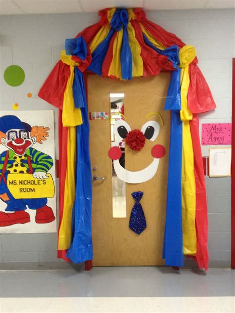 Pin By Jodi Barker On Dr Seuss Door Decorations Classroom Circus