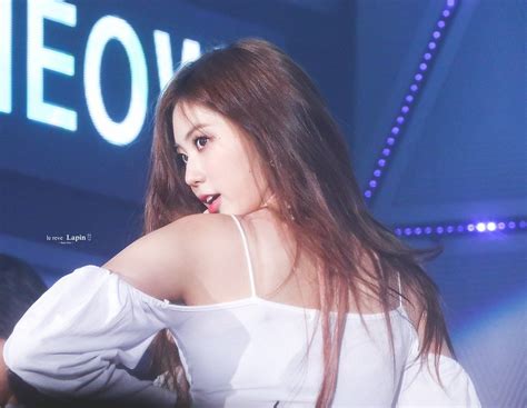 Pin By Lulamulala On Clc Eunbin Kpop Girls Clc Stage Outfits