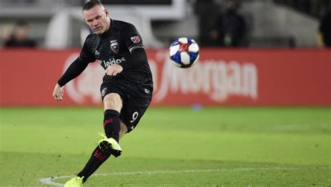 Dc United Confirms Wayne Rooney Leaving Team At End Of 2019 Season Fox 5 Dc