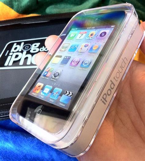 Confira O Unboxing Brasileiro Do Ipod Touch 4g