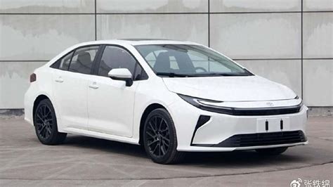 La Nuova Toyota Corolla Assomiglierà Alla Prius