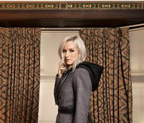 Ingrid Michaelson Photos Of The Singer Hollywood Life