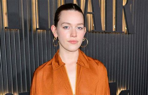 Victoria Pedretti Denuncia Que Conocido Actor La Acosó Sexualmente