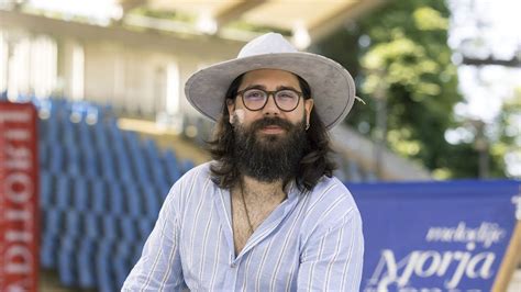 BoŠtjan PertinaČ VeČ Kot Beseda Youtube