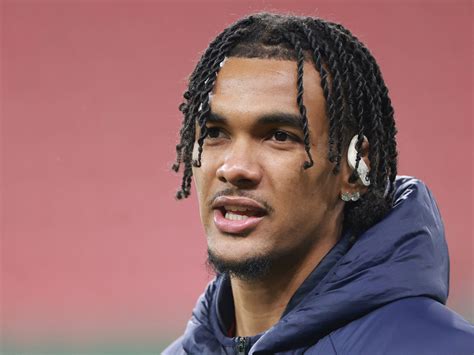 1 Fc Köln Damion Downs Wechselt Zum Hamburger Sv