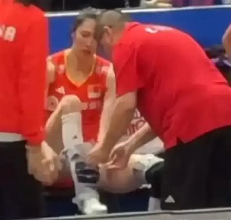 吴梦洁伤情曝光，女排战意大利应该不会登场，替补出战球员已明确