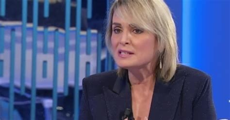 Antonella Viola Sparge Terrore Quando Non Dovete Mai Mangiare