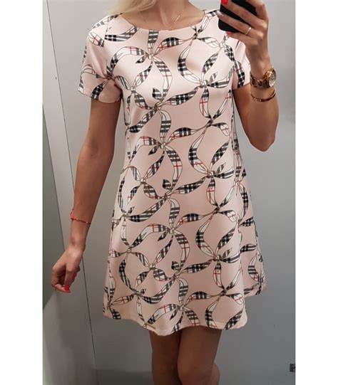 Varpelio Formos Raštuota Suknelė