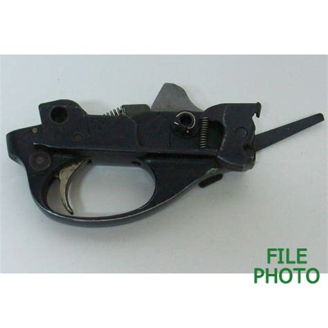 Trigger Plate Assembly Right Hand Complete W Early Variation