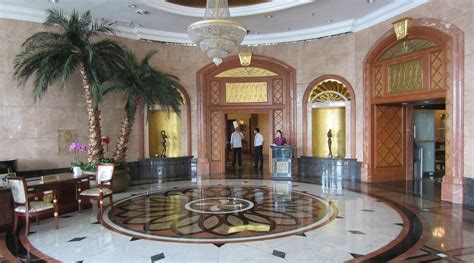 金海湾国际饭店 威海市 Wei Hai Golden Bay Hotel 70条旅客点评与比价