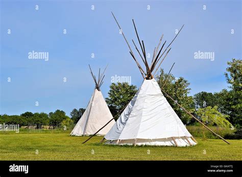 Tipi Model Set 9