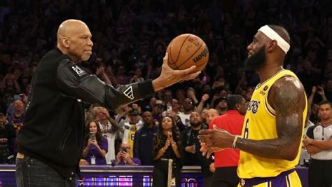 《全景nba》22 23赛季nba常规赛詹姆斯十大镜头詹姆斯超越纳什拿下助攻榜第四超越贾巴尔拿下得分榜第一高清1080p在线观看平台腾讯视频