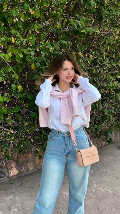 لانا ،اين Youtube