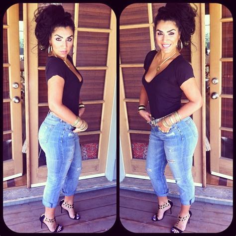 Asa Soltan Rahmatis Feet