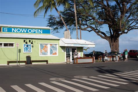 Mala Ocean Tavern Oceanfront Restaurant On Maui