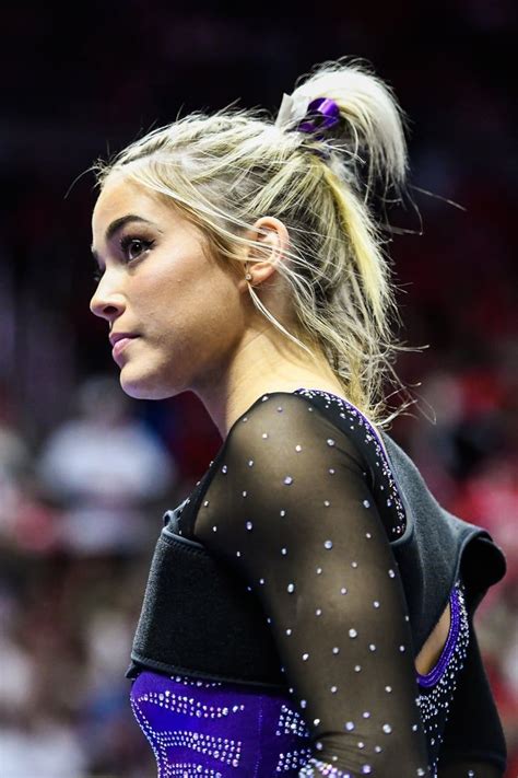 Lsu Gymnast Olivia Dunne Is One Of The First Woman College Athletes In
