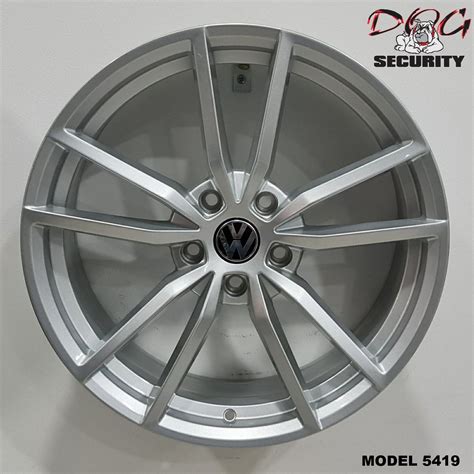 ФЕЛНИ МОДЕЛ Felni Model 5419 18x80j 5x112 Et42 571 Silver Bandazi