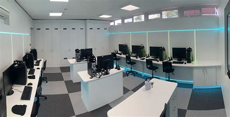 Vr Classrooms Uk Pioneers In Education Innova Design Group