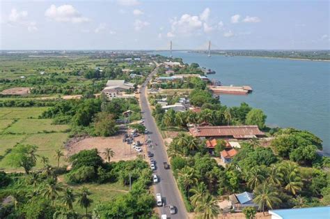 ផ្លូវជាតិលេខ១១ ក្នុងខេត្តព្រៃវែង កំពុងផ្តល់អត្ថប្រយោជន៍យ៉ាងធំធេងដល់សេដ្ឋកិច្ចជាតិ