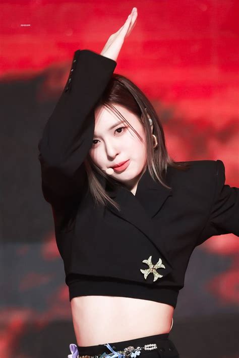 Pin Oleh Eak Sj Di Nmixx