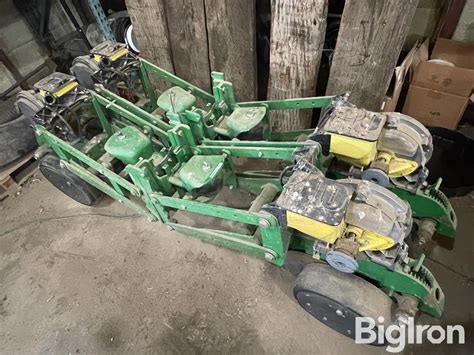 John Deere 1790 Planter Row Units Bigiron Auctions