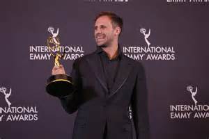 Oriol Pla Hace Historia Gana El Emmy Internacional A Mejor Actor Por Yo Adicto