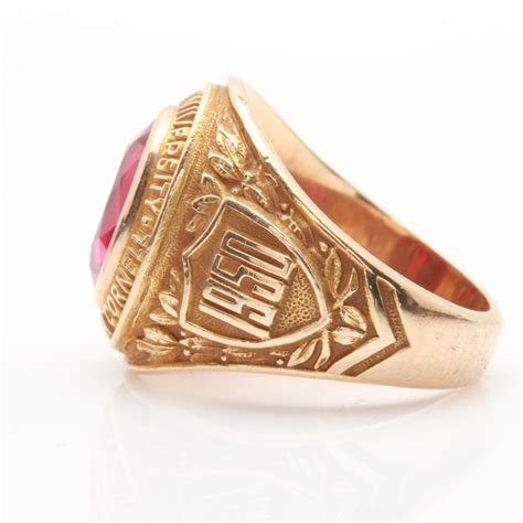 1950 10k Yellow Gold Synthetic Ruby Cornell University Class Ring Ebth
