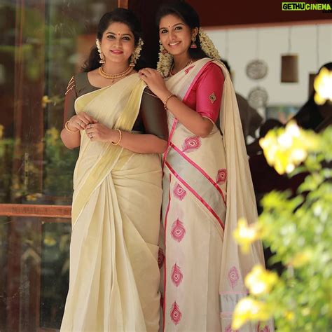 Maneesha Mahesh Wiki Biography Age Gallery Spouse And More