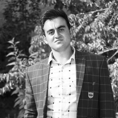 ‎مسعود میلان‎ Masoudmilani22a18 • Threads Say More