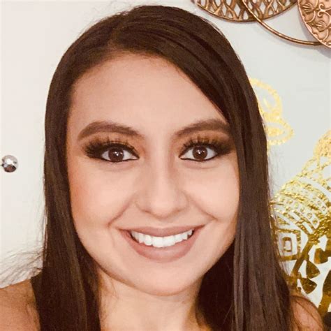 Brigitte Saunders Live Streamer Hago App Linkedin